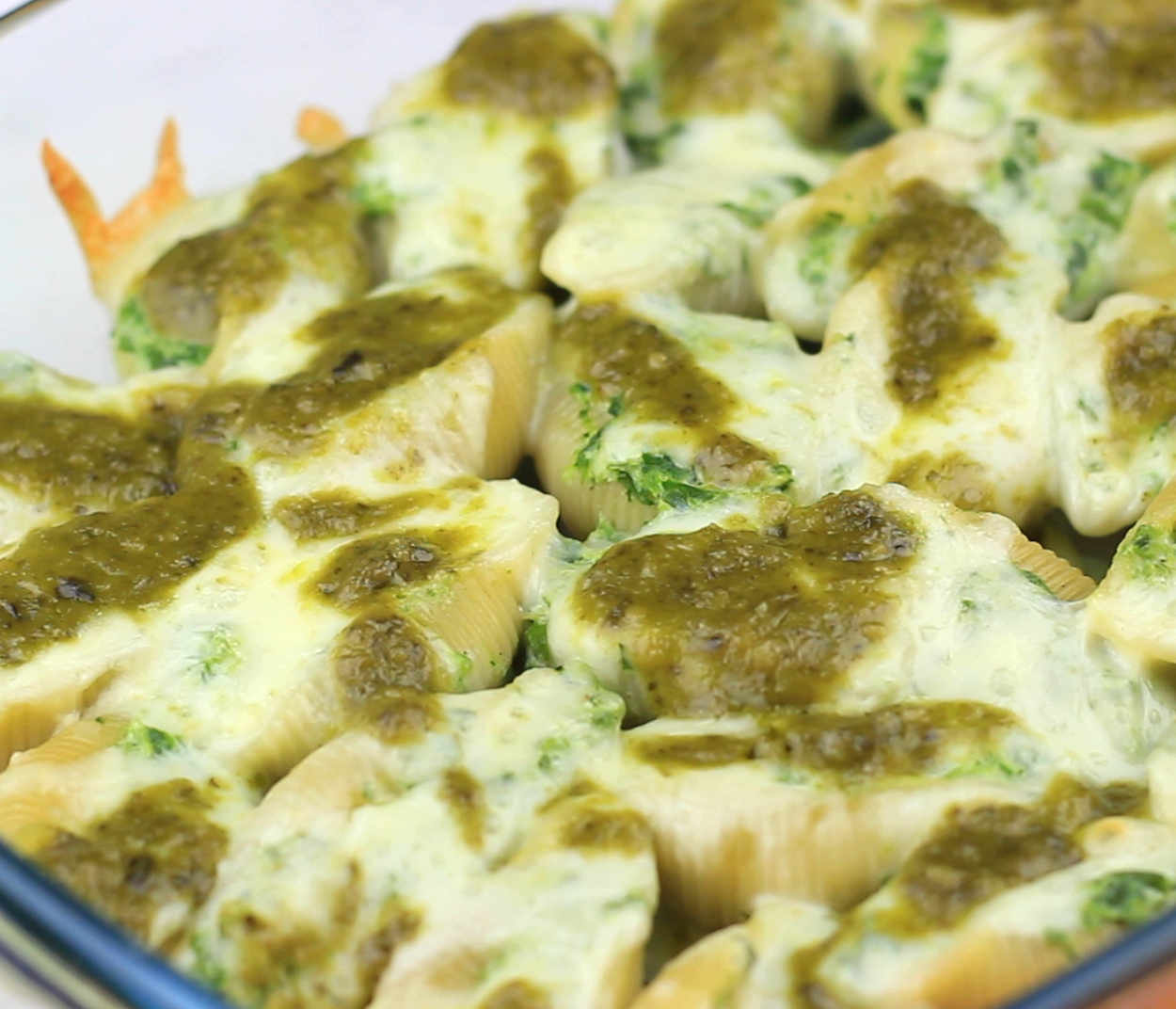 Simple Pesto Stuffed Shells