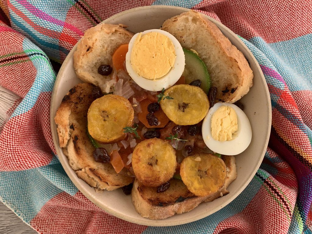 Simple Chiapaneca Bread Soup (Sopa de pan Chiapas)