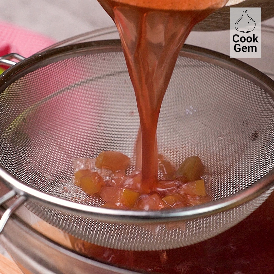 Cool & Refreshing Peruvian Chicha Morada