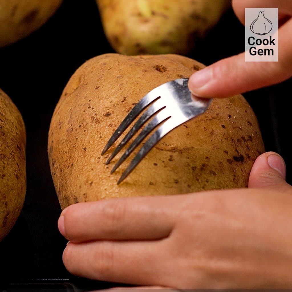 Simple Baked Potato In A Toaster Oven