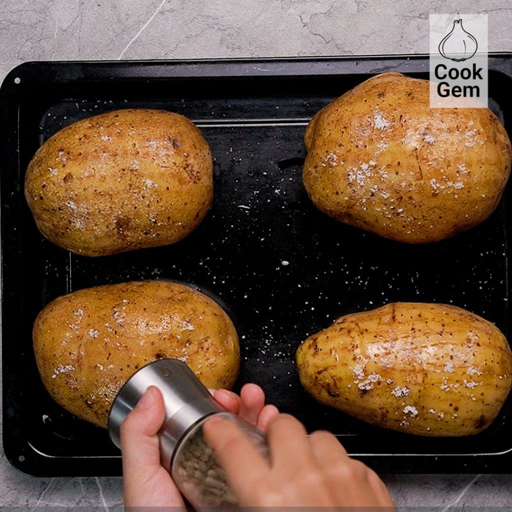 Simple Baked Potato In A Toaster Oven