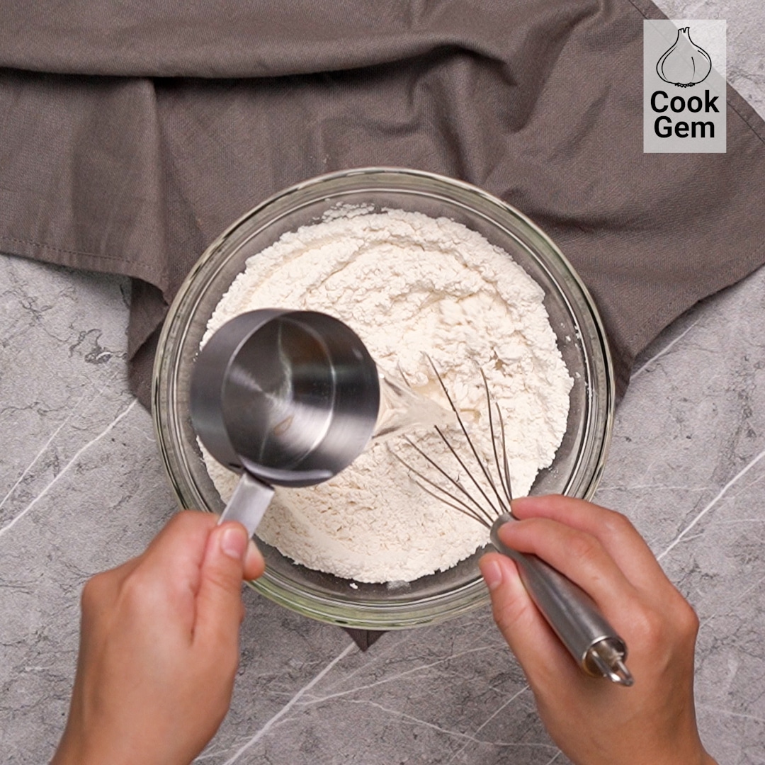 Easy Omani Bread (Khubz Ragag)