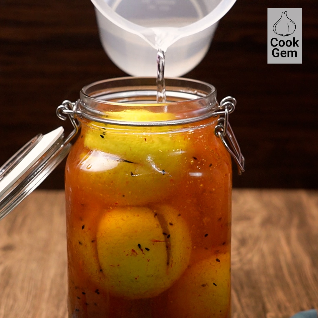 Simple Egyptian Preserved Lemons