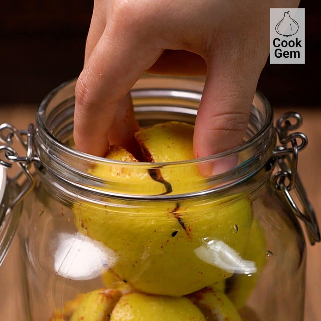 Simple Egyptian Preserved Lemons