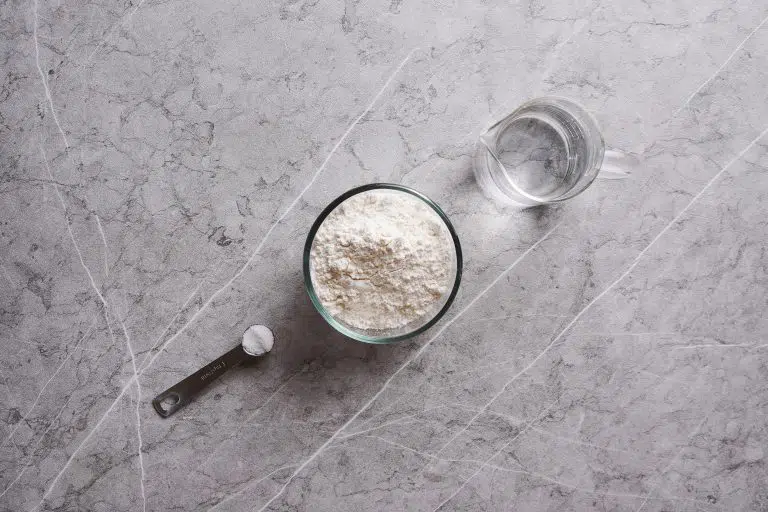 Easy Omani Bread (Khubz Ragag)