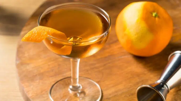 All About Drinks & Cocktails That Start With The Letter H