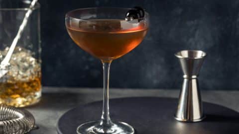 All About Drinks & Cocktails That Start With The Letter M