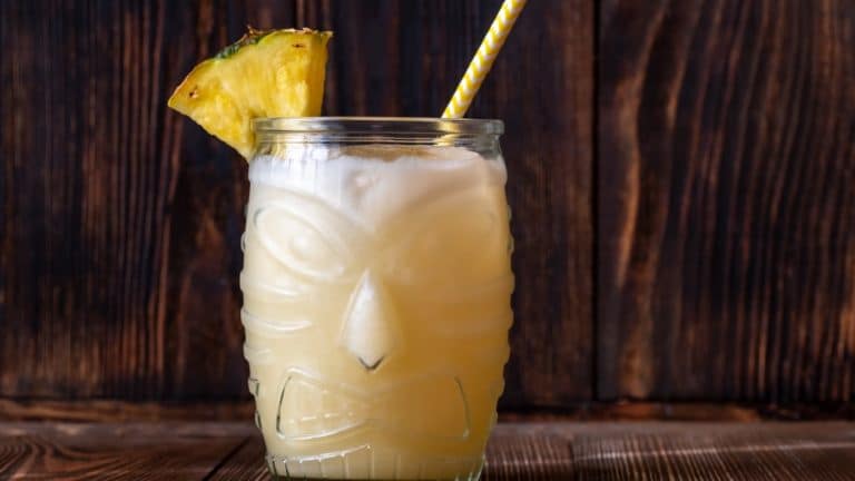 All About Drinks & Cocktails That Start With The Letter P