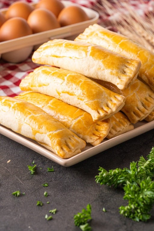 Easy Guyanese Cheese Roll